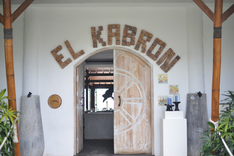 バリ島観光ブログ-絶景ビーチクラブ『El Kabron Spanish Restaurant & Cliff Club』