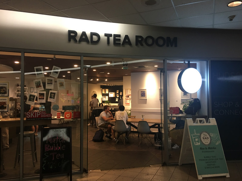 バンクーバー観光ブログ-バンクーバーのバブルティー②Rad Tea Room